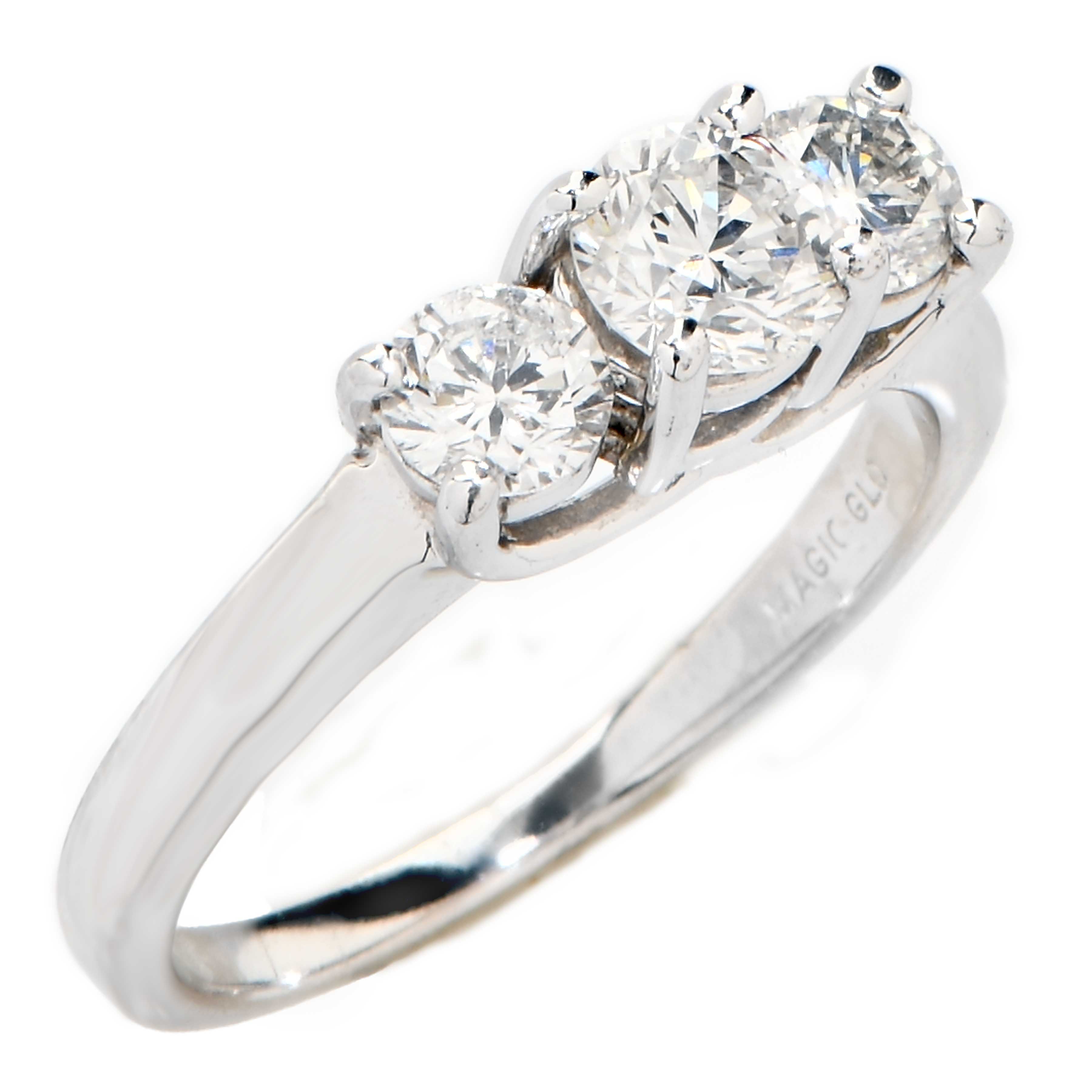 30 carat diamond ring store